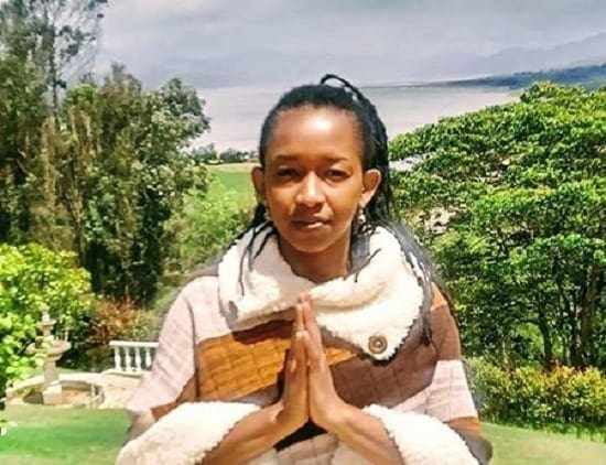 Kenyan Woman Jane Njeri dies after car goes into ditch